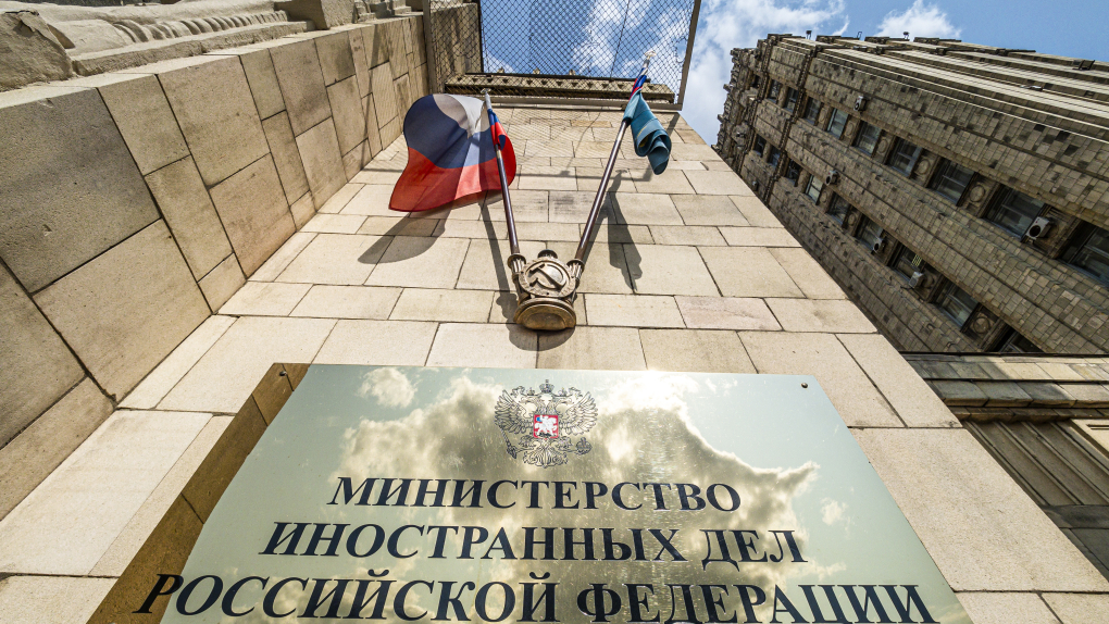 Посол Мирошник: РФ открыта к переговорам, но наказание для Киева ...