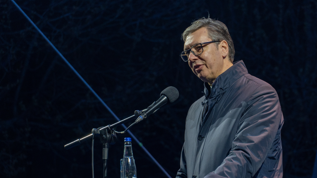 Вучич заявил, что может уйти с поста президента досрочно | ОТР